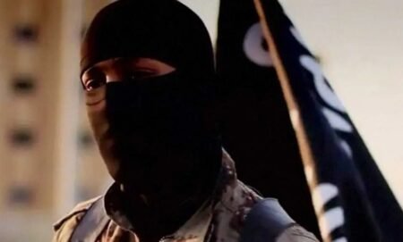Το ISIS αναδύεται από τη σκόνη στην έρημο της Συρίας - Sahiel.gr ...