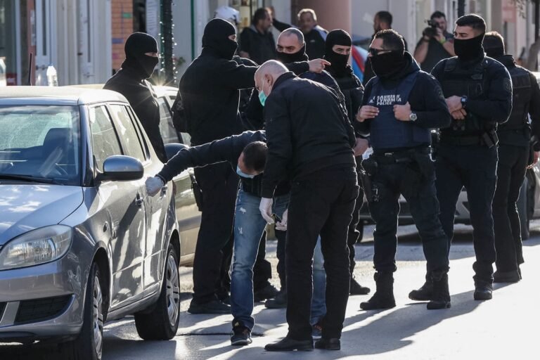 Ηράκλειο Κρήτης: Πυροβολισμοί με 3 τραυματίες, ανάμεσά τους και ένας ...