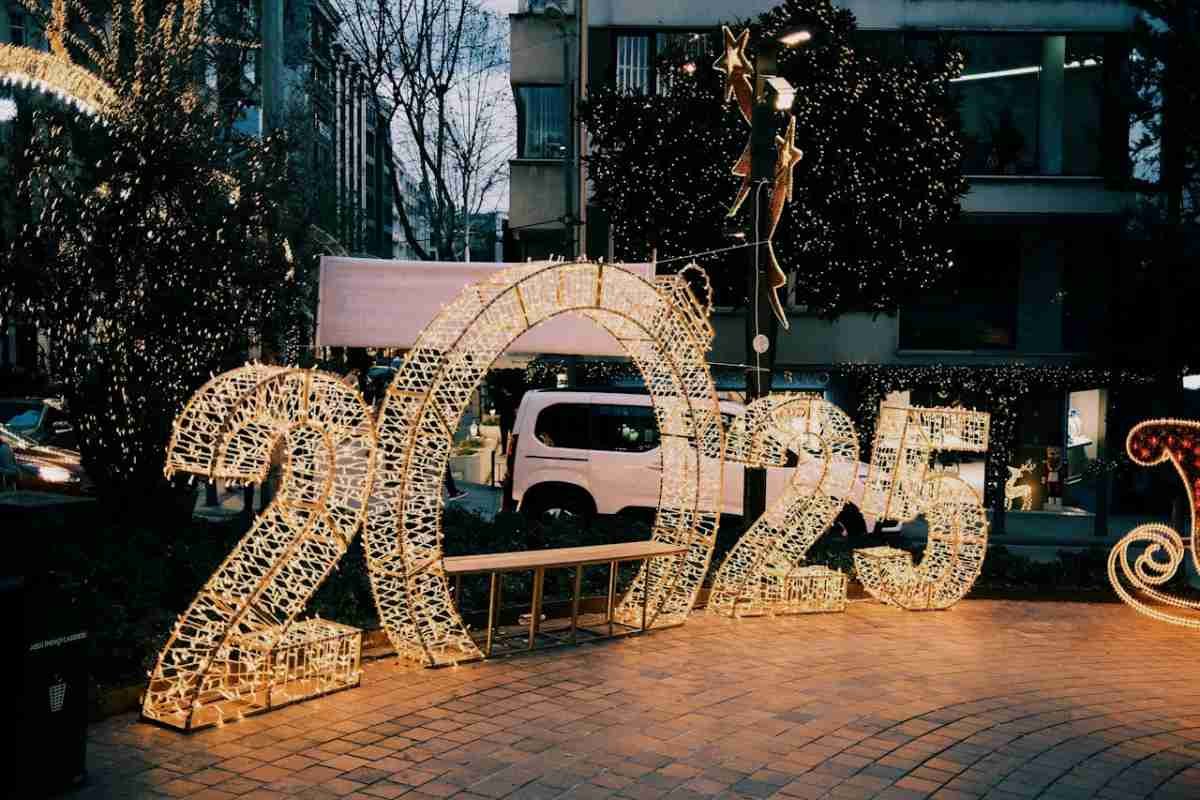2025 Χρόνια πολλά Καλή Χρονιά από την Ομάδα του Sahiel.gr - Sahiel.gr ...